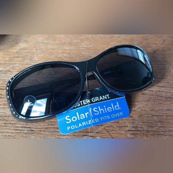 Foster Grant | Accessories | Foster Grant Polarized Fit Over Glasses ...